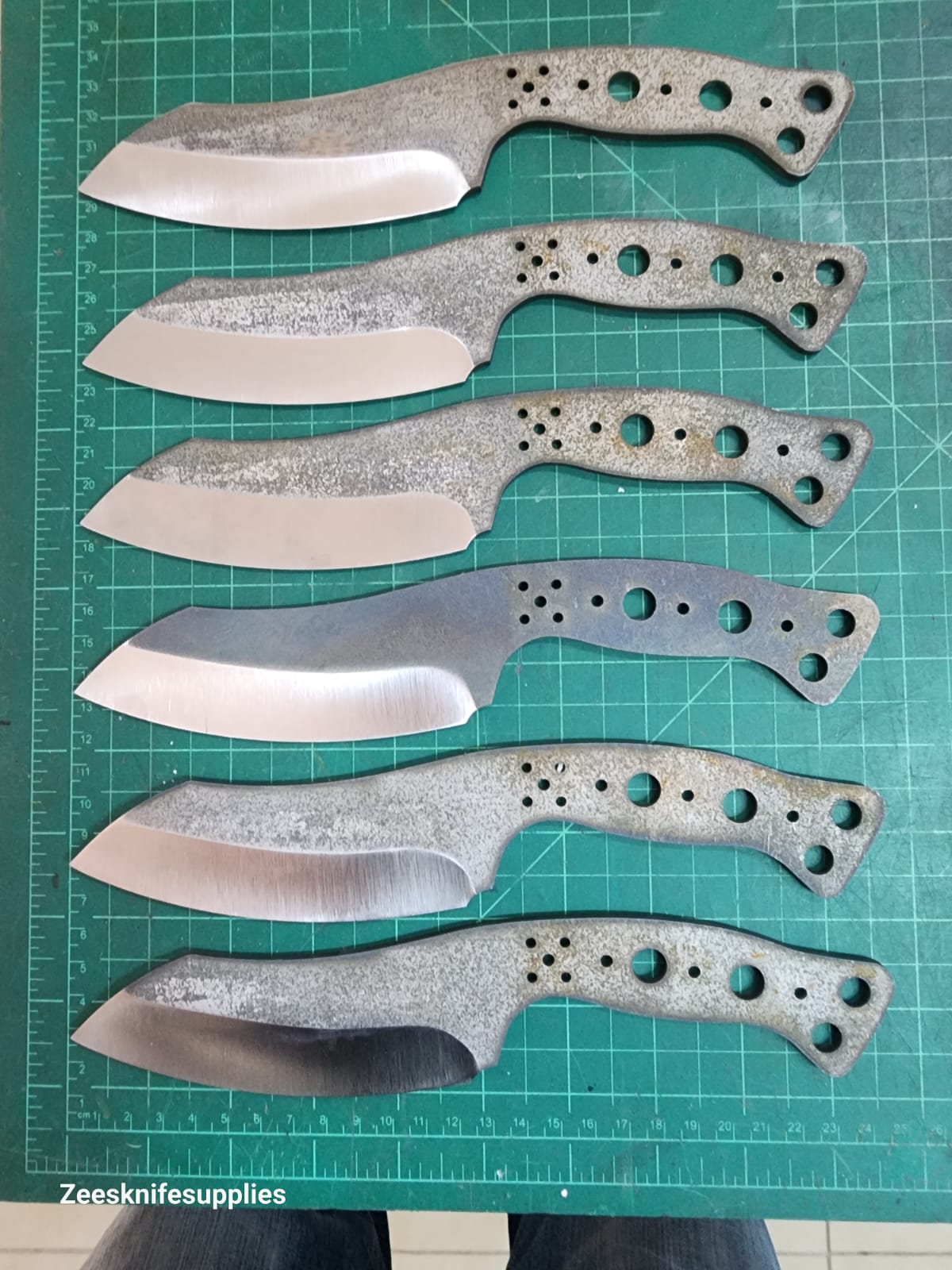Camp knife – Ground – Heat treated – SS – Zees Knife Supplies