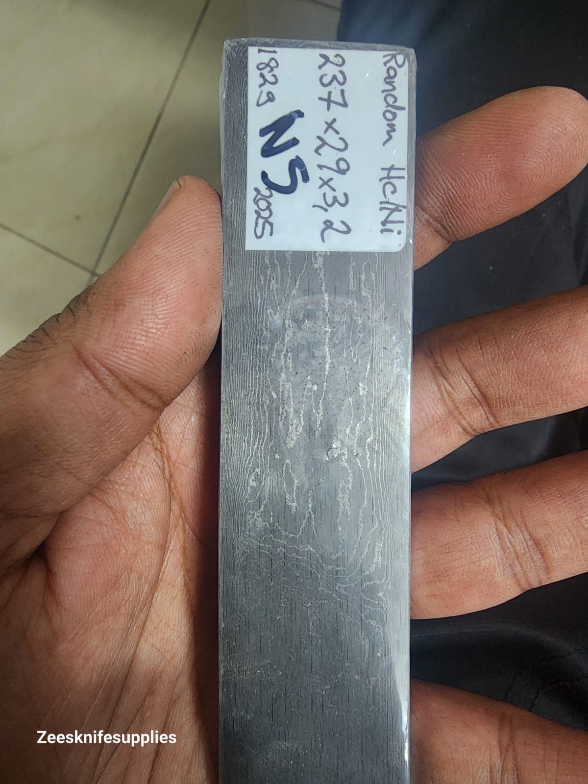 Random Pattern Damascus – N 5 – Bertie Rietveld – Zees Knife Supplies